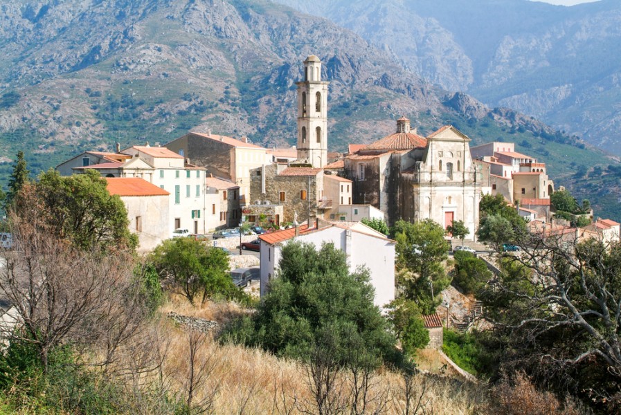 Découvrez la commune de Montegrosso et son panorama sur le golfe de ...